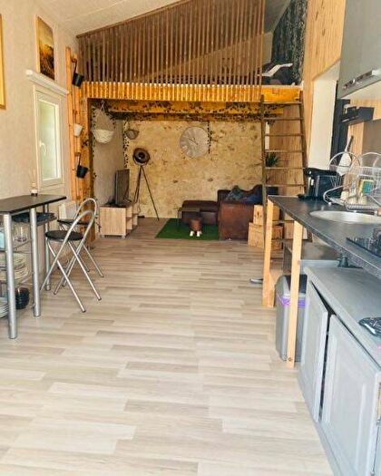 Appartement à louer - Saint-André-et-Appelles - 3 pièces - 2 chambres