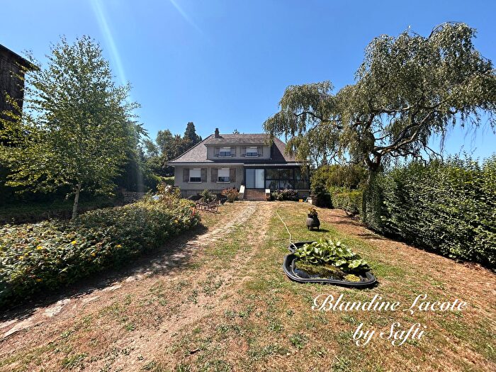 Maison à vendre - Bourganeuf - 6 pièces - 4 chambres