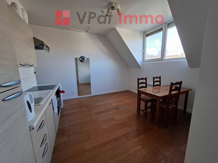 Appartement à louer - Forêt, Gif-sur-Yvette - 3 pièces - 2 chambres