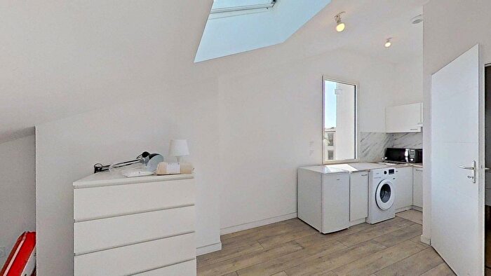 Appartement à louer - Le Grand Trou, Lyon ème arrondissement - 1 pièce