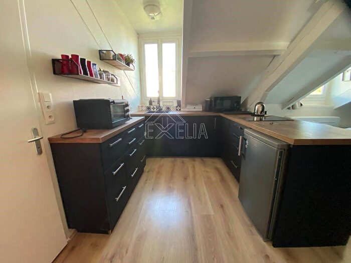 Les Martraits, Mantes-la-Jolie : Appartement 1 pièce à louer