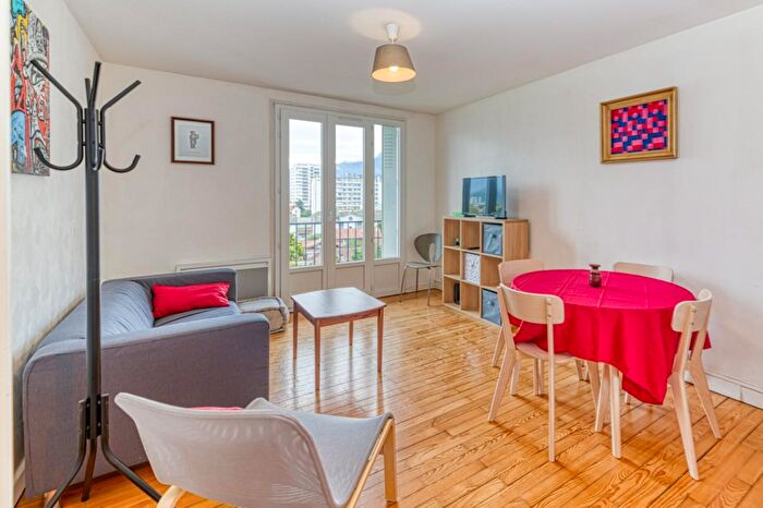 Grenoble, Eaux-Claires, Mistral : Appartement 3 pièces à louer