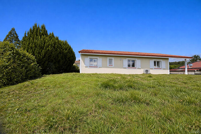 Maison à vendre - Penne-dAgenais - 4 pièces - 3 chambres