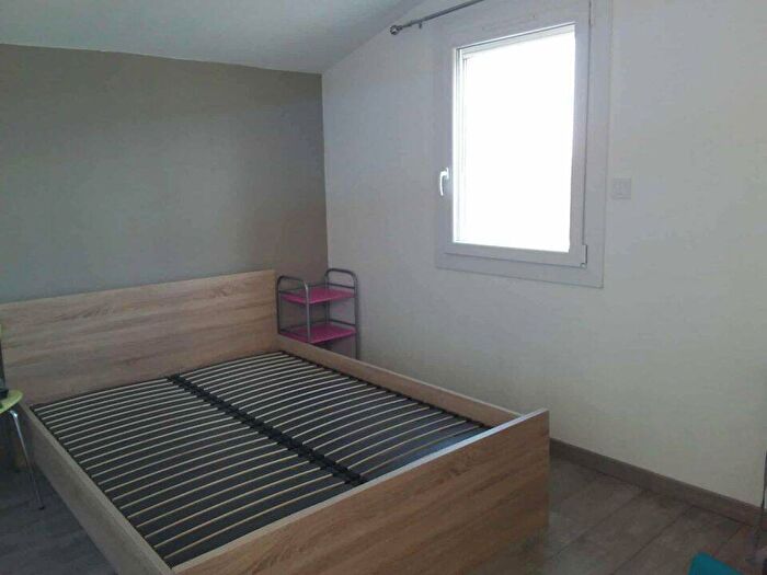 Pierre Droite, Saint-Estève - Appartement 1 pièce à louer