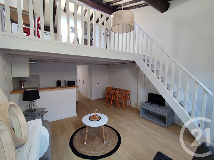 Appartement à louer - Nîmes, Richelieu - 2 pièces - 1 chambre