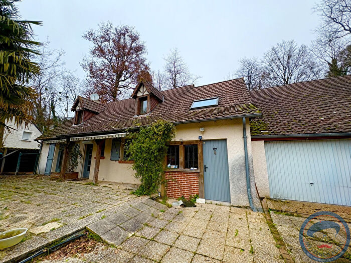Maison à vendre - Vernou-sur-Brenne - 6 pièces - 5 chambres