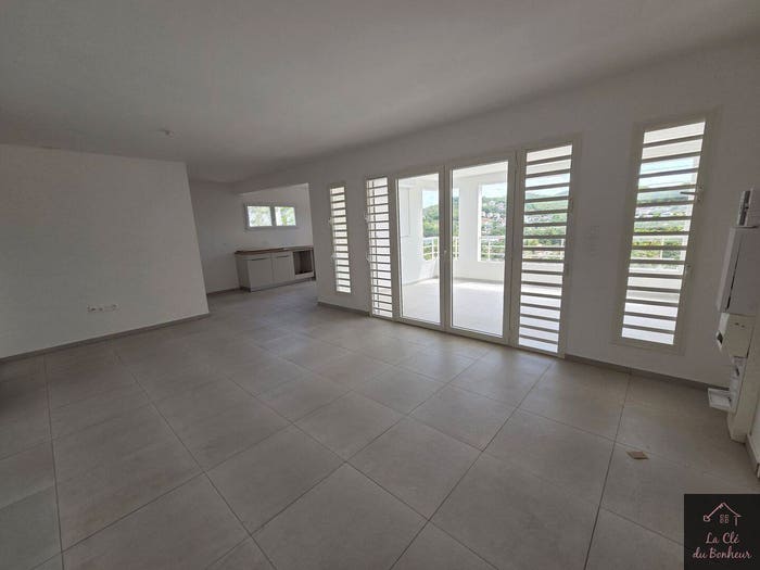 Appartement 3 pièces à Les Trois-Îlets, à louer