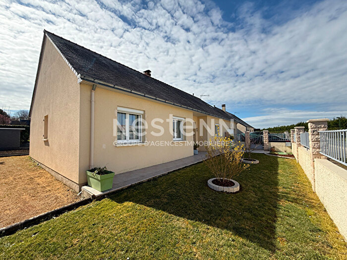 Noyant-la-Plaine : Maison 5 pièces à vendre