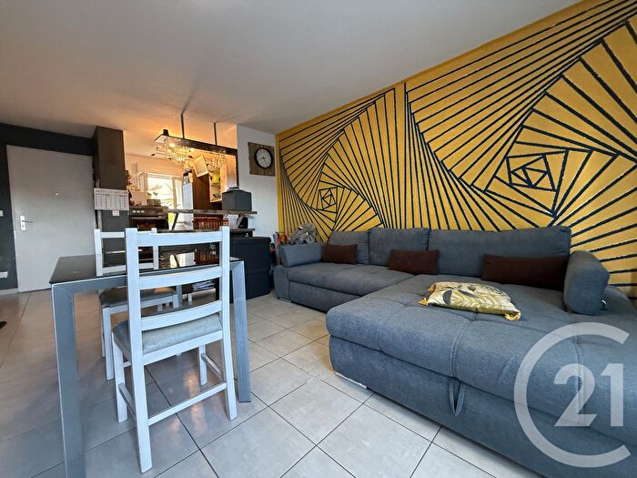 Appartement à vendre - Santa-Maria-Poggio - 3 pièces - 2 chambres