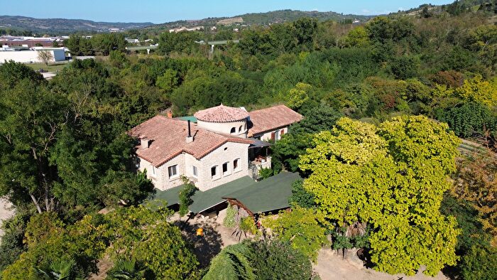 Maison à vendre - Limoux - 6 pièces - 4 chambres
