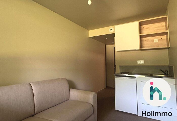 Appartement à louer - Le Pargo-La Mare-Bois de Vincin, Vannes - 1 pièce