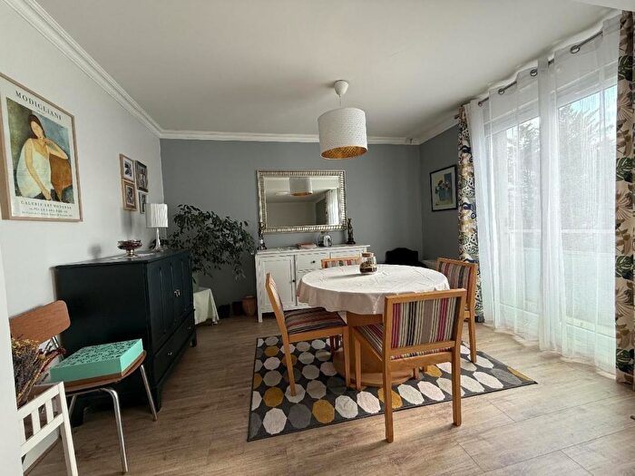 Appartement à vendre - Bondy - 5 pièces - 3 chambres