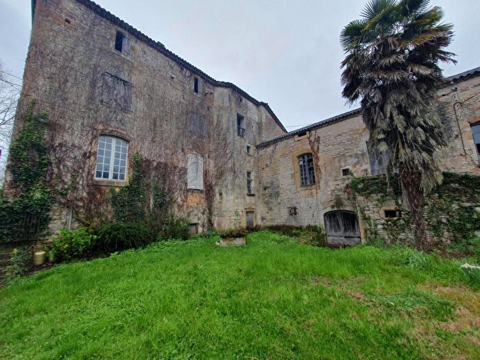 Puy-l'Évêque : Maison 10 pièces à vendre
