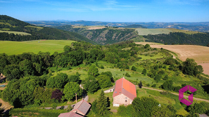 La Chapelle-Laurent : Maison 7 pièces à vendre