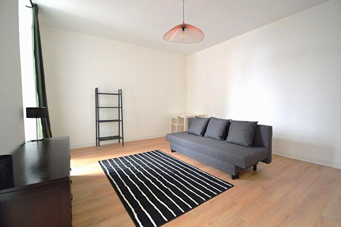 Pau, Centre-ville - Appartement 1 pièce à louer