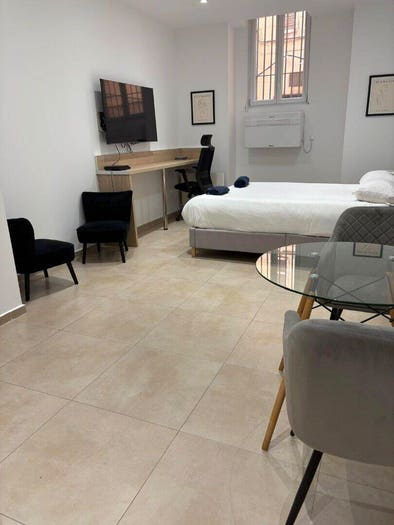 Appartement 1 pièce à Hôtel de Ville, Marseille 2ème arrondissement, à louer