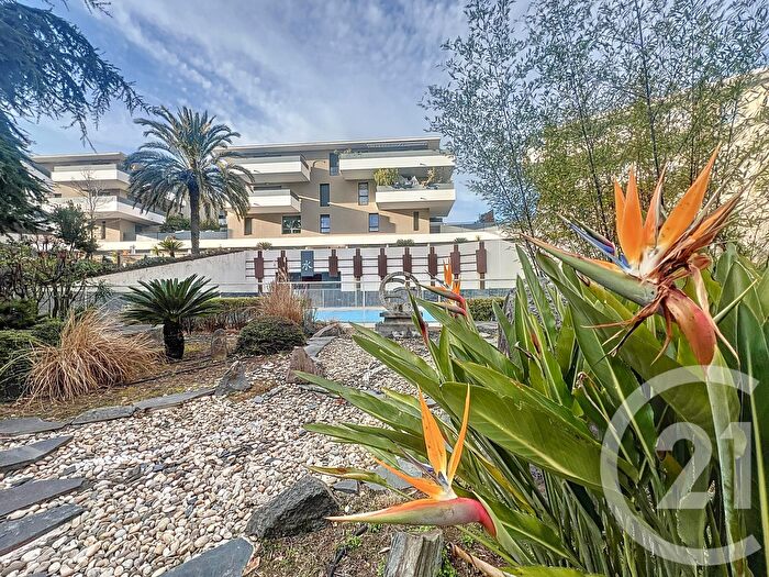 Appartement à vendre - Juvignac - 3 pièces - 2 chambres