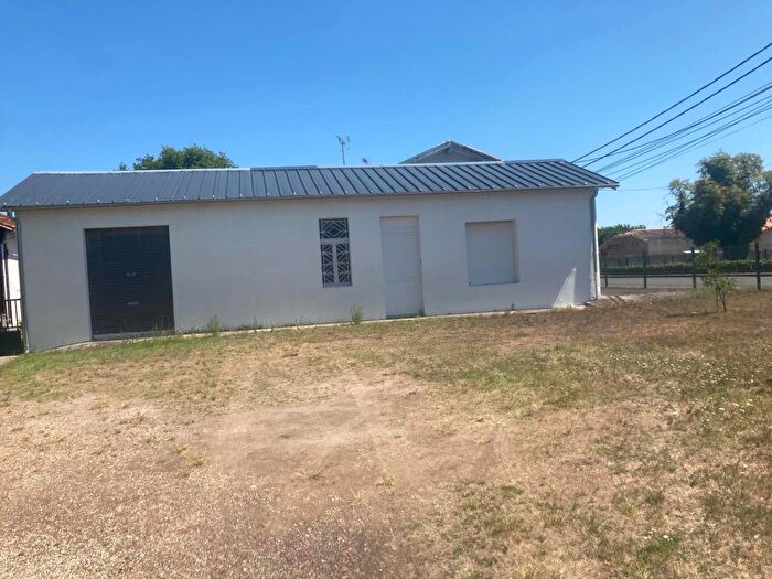 Maison à vendre - Chamadelle - 4 pièces - 2 chambres