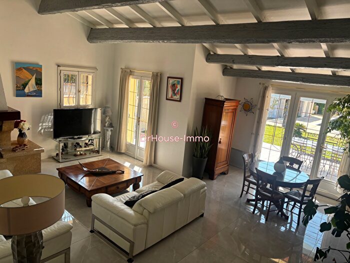 Maison à vendre - La Barben - 4 pièces - 2 chambres