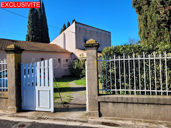 Maison à vendre - Ginestas - 7 pièces - 5 chambres