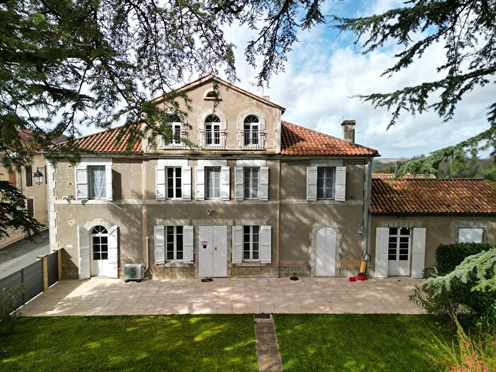 Maison à vendre - Castelnau-dAuzan - 12 pièces - 7 chambres