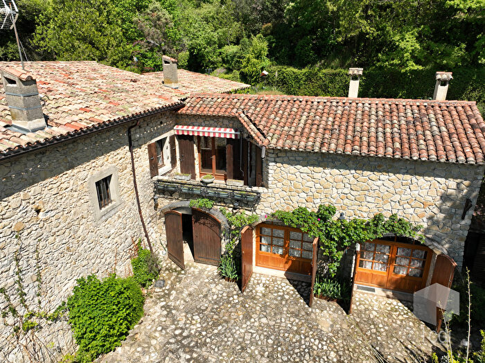 Maison 8 pièces à vendre à Mirmande
