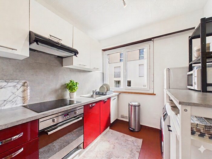 Annemasse, Centre-ville : Appartement 2 pièces à vendre