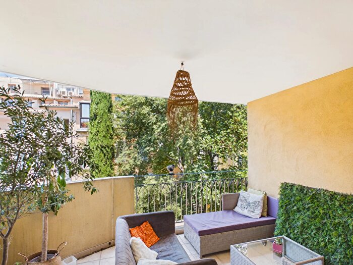 Appartement 3 pièces à Aix-en-Provence, Centre-ville, à vendre