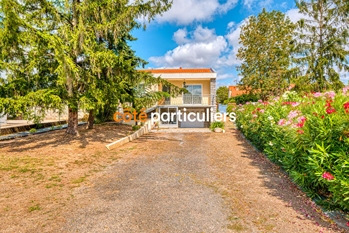 Maison à vendre - Les Lucs-sur-Boulogne - 4 pièces - 3 chambres