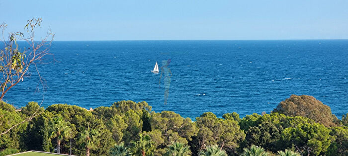 Maison à vendre - Roquebrune-sur-Argens - 5 pièces