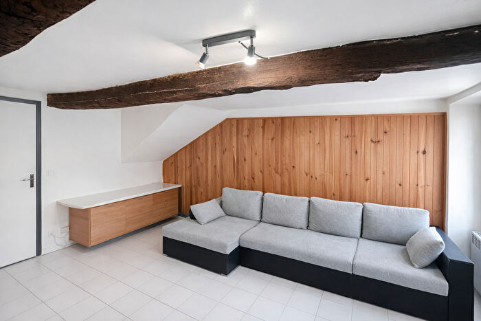 Appartement à louer - Aix-en-Provence, Les Milles - 1 pièce