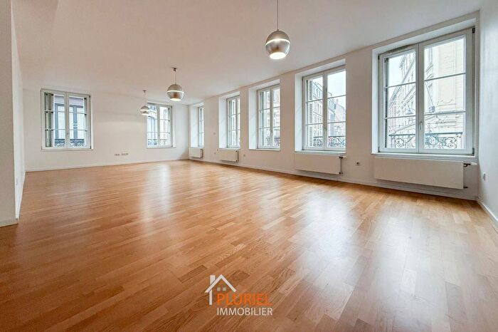Appartement 4 pièces à louer à Strasbourg