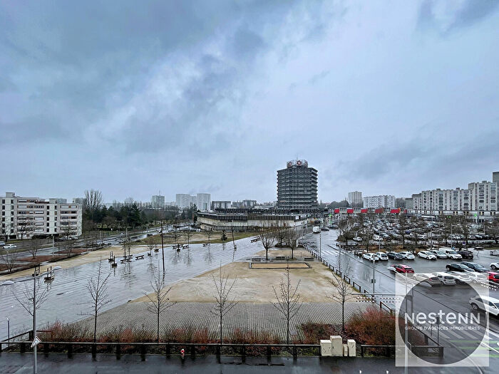 Appartement à vendre - Vand uvre-lès-Nancy, Centre-ville, Vandoeuvre Nations - 4 pièces - 2 chambres
