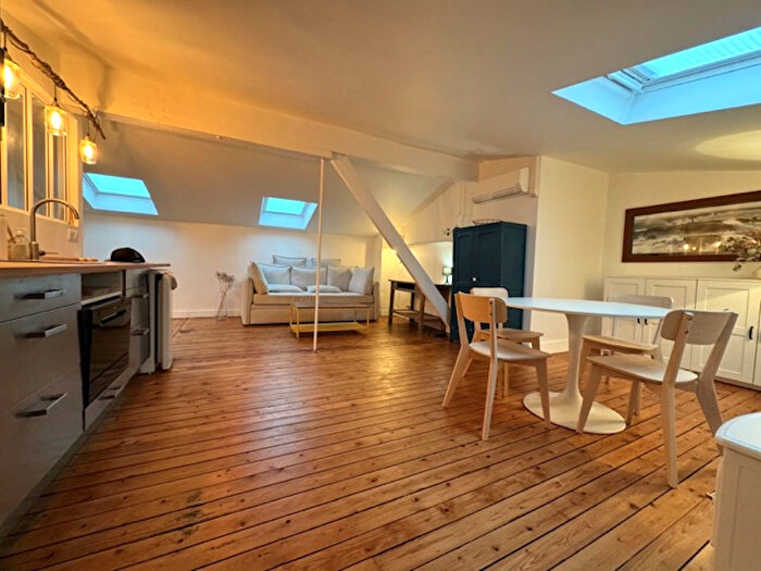 Appartement à louer - Bordeaux, Chartrons, Paul Doumer - 3 pièces - 2 chambres