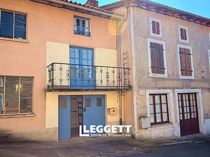 Maison à vendre - Les Salles-Lavauguyon - 4 pièces - 2 chambres