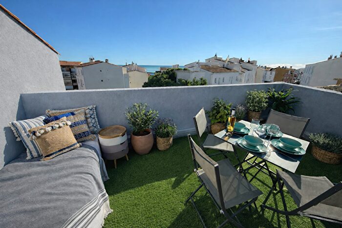 Appartement à vendre - Agde, Le Cap dAgde - 5 pièces - 3 chambres