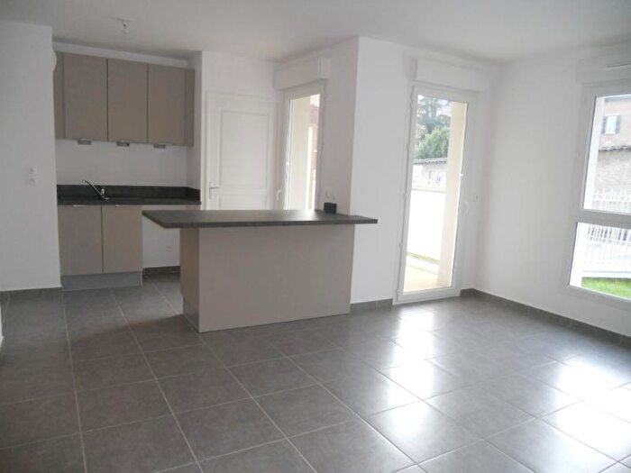 Appartement à louer - Fontaines-sur-Saône - 3 pièces - 2 chambres