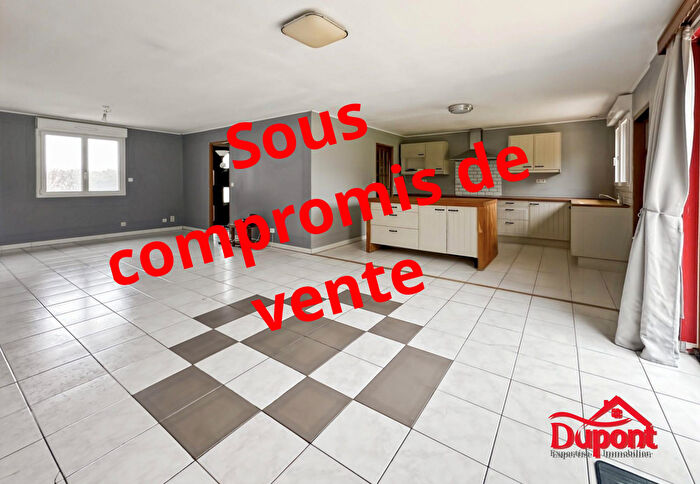 Maison 4 pièces à Regniowez, à vendre