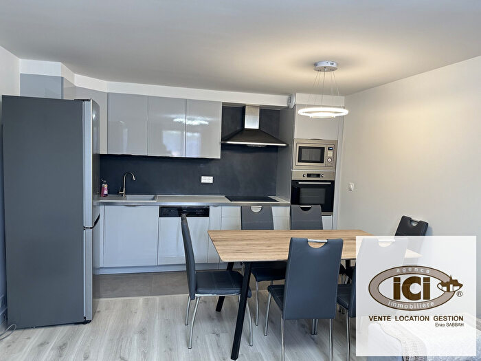 Appartement à louer - Saint-Julien-en-Genevois, Cervonnex, Lathoy - 4 pièces - 3 chambres