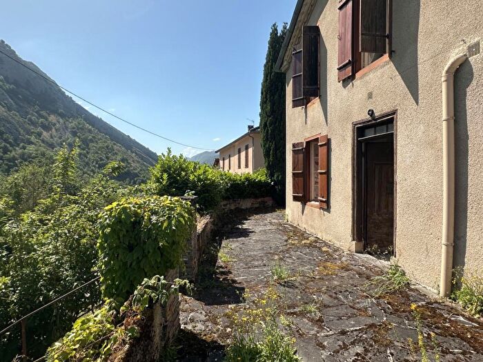 Maison 5 pièces à Bédeilhac-et-Aynat, à vendre