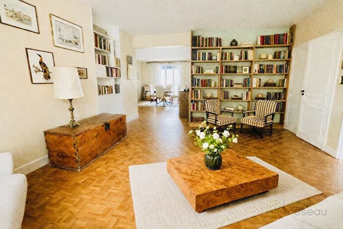 Appartement 5 pièces à vendre à Bougival