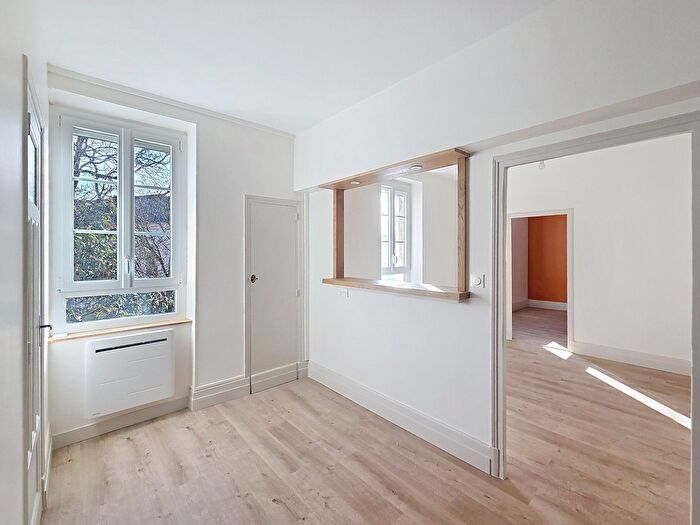 Appartement à vendre - Dijon, Centre-ville - 2 pièces - 1 chambre