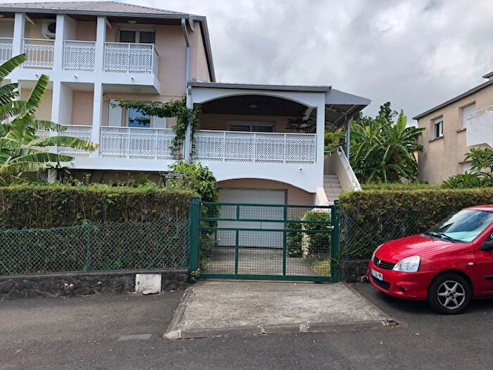 Maison à vendre - Saint-Denis, Bois de Nèfles, Sainte-Clotilde - 6 pièces - 5 chambres