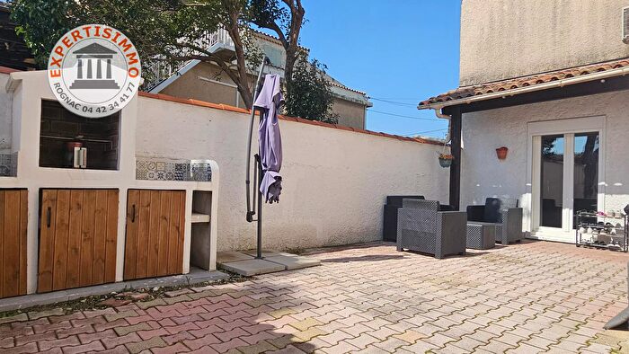 Maison à vendre - Rognac - 4 pièces - 3 chambres