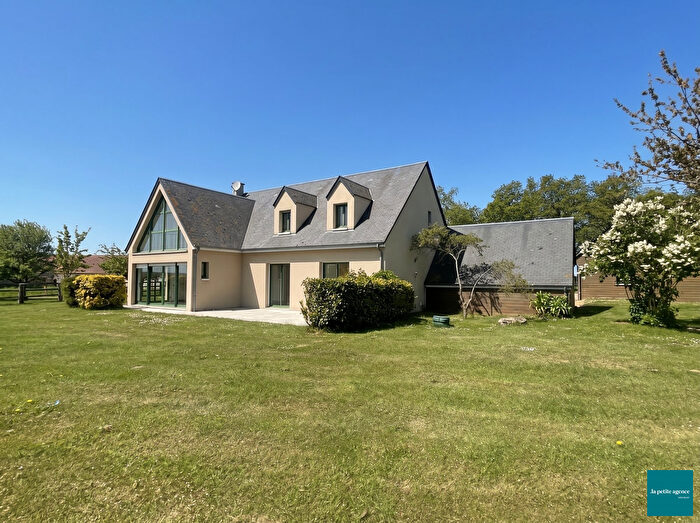 Maison 7 pièces à vendre à Monceaux-en-Bessin