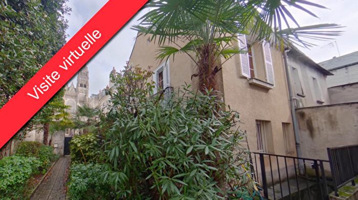 Maison à louer - Tours, Centre-ville - 2 pièces - 1 chambre