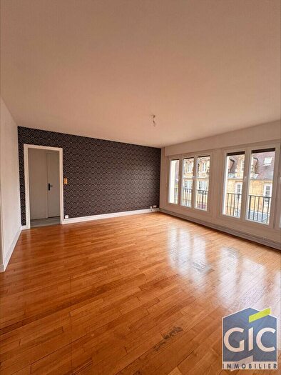 Appartement à louer - Centre Ancien, Caen - 4 pièces - 3 chambres