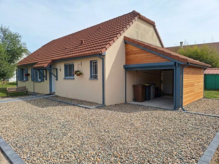 Maison 5 pièces à Ousse, à vendre