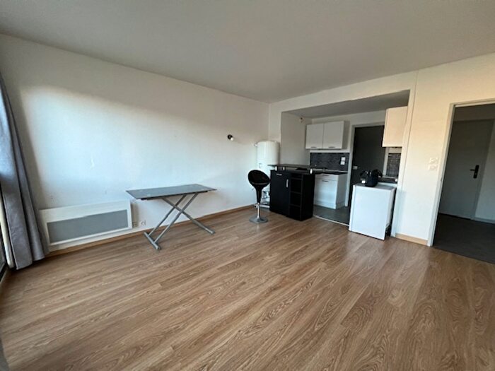 Appartement à louer - Nancy, Beauregard, Boufflers, Buthegnémont - 1 pièce