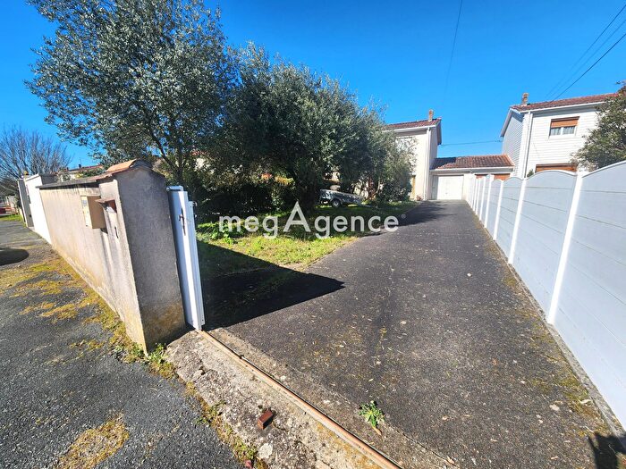 Maison à vendre - Bassens - 4 pièces - 3 chambres